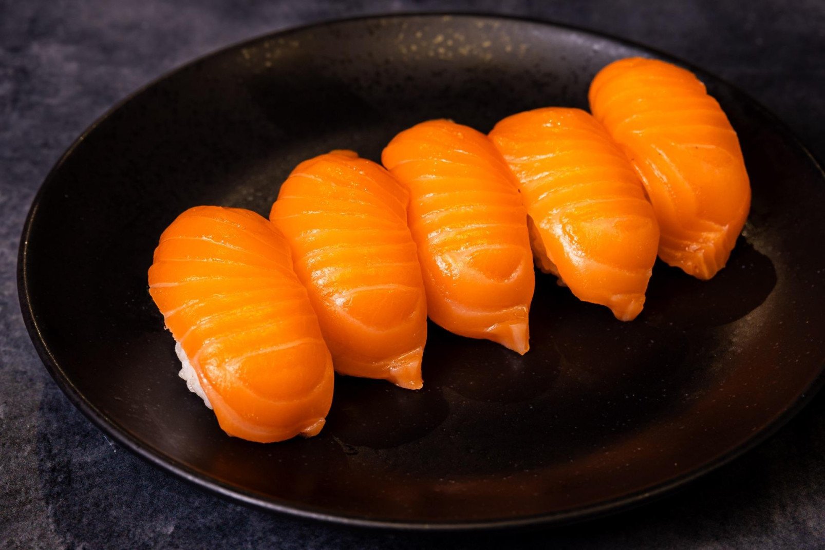 Sushi I Vers bereid door onze eigen SUSHI-chef